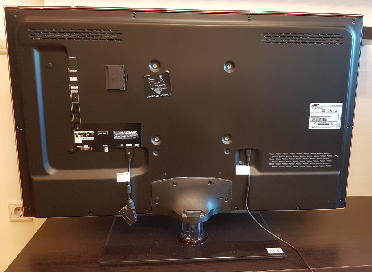 Vind televizor Samsung, FULL HD, Smart TV.