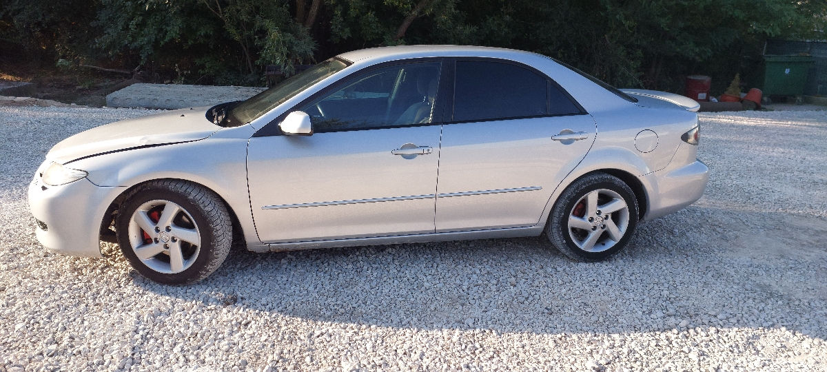 Mazda 6 an. 2003 cu rulaj 166960 mi, Benzină, 2999