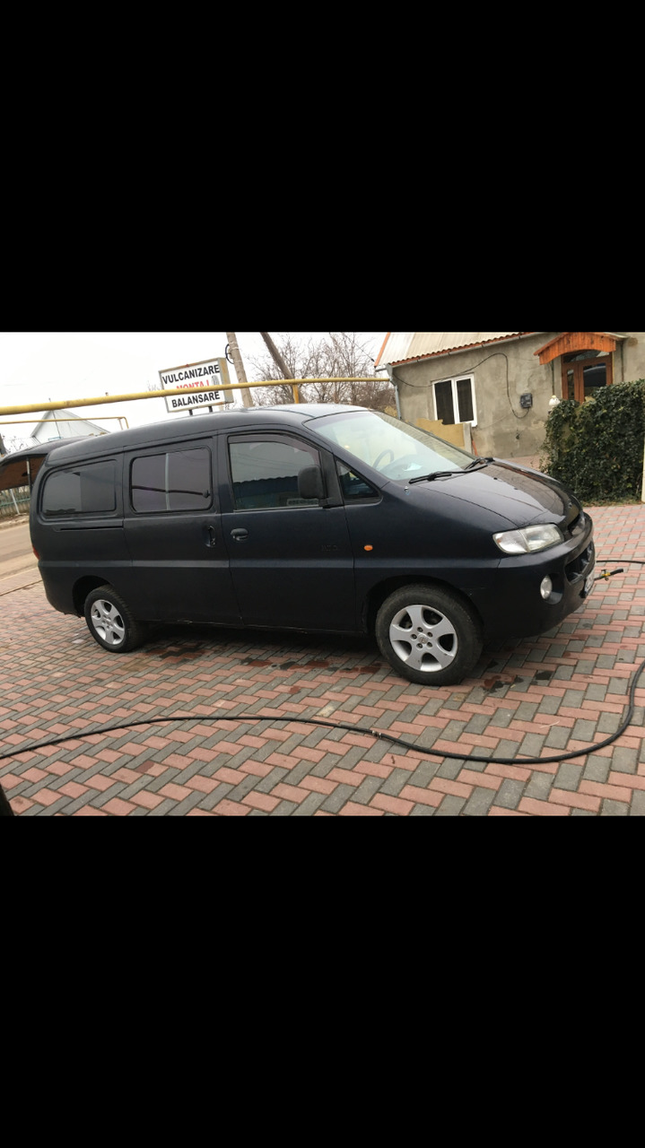 Hyundai H 200
