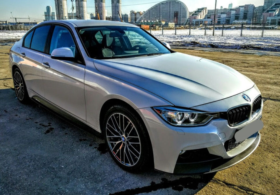 BMW F30 M Performance