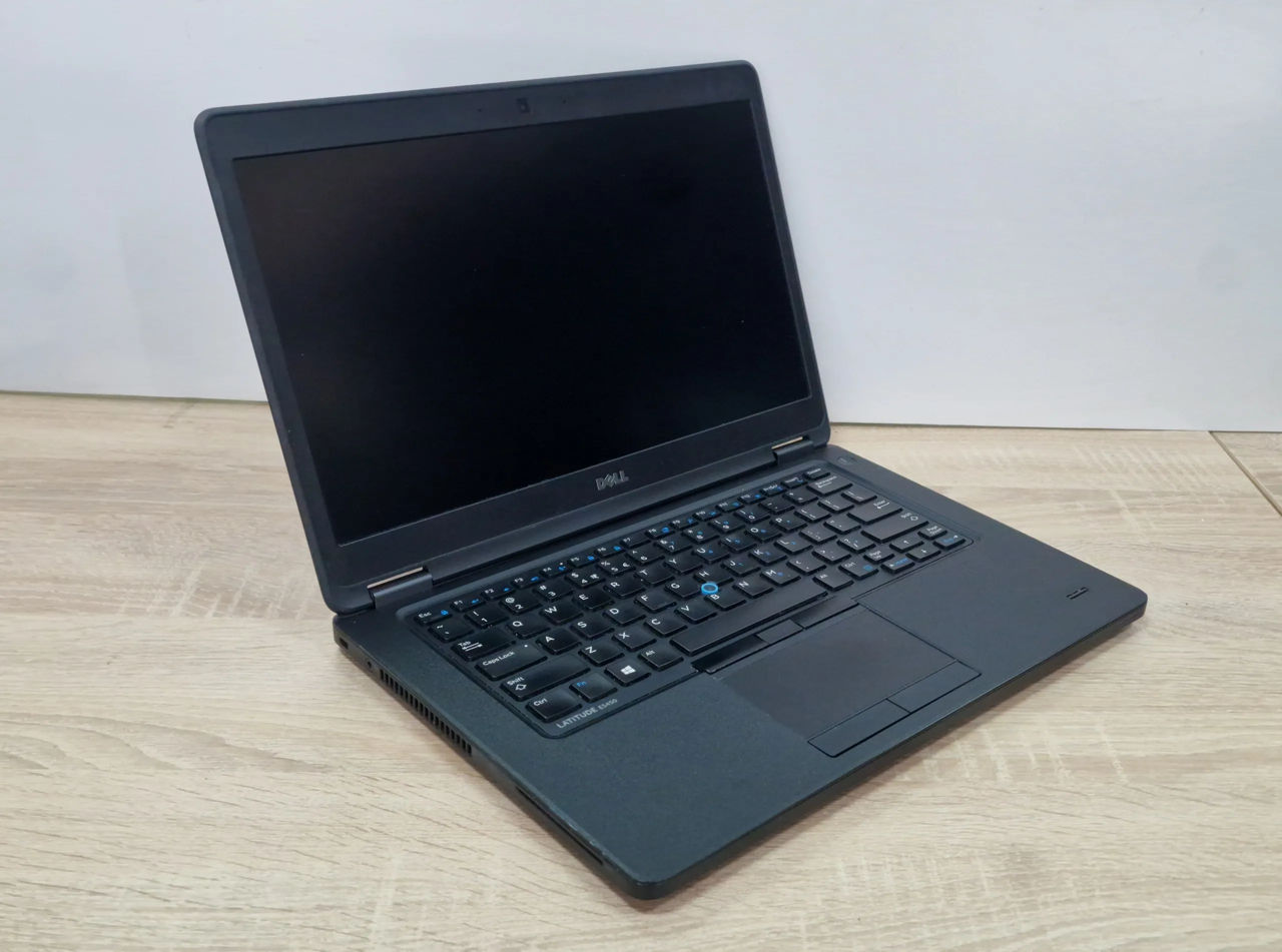 Игровой Dell (14 FullHD, intel Core i5 5300 4x 3.20GHZ, 8GB RAM, 256GB ...