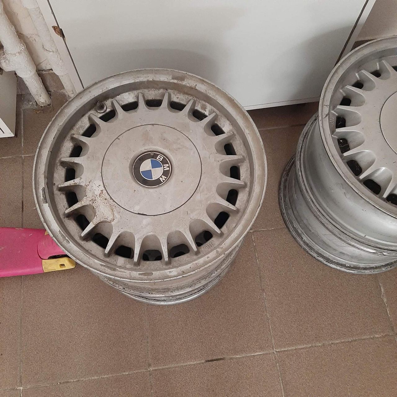 Se vând discuri BMW