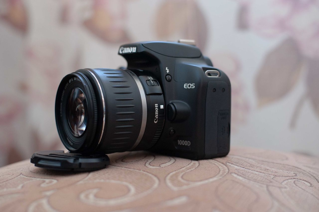 Canon 1000D kit