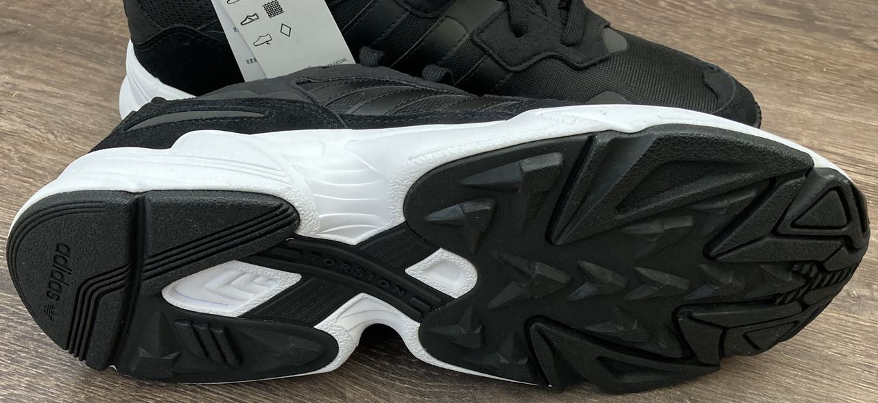 Кроссовки "Adidas". Размер 44, 45.