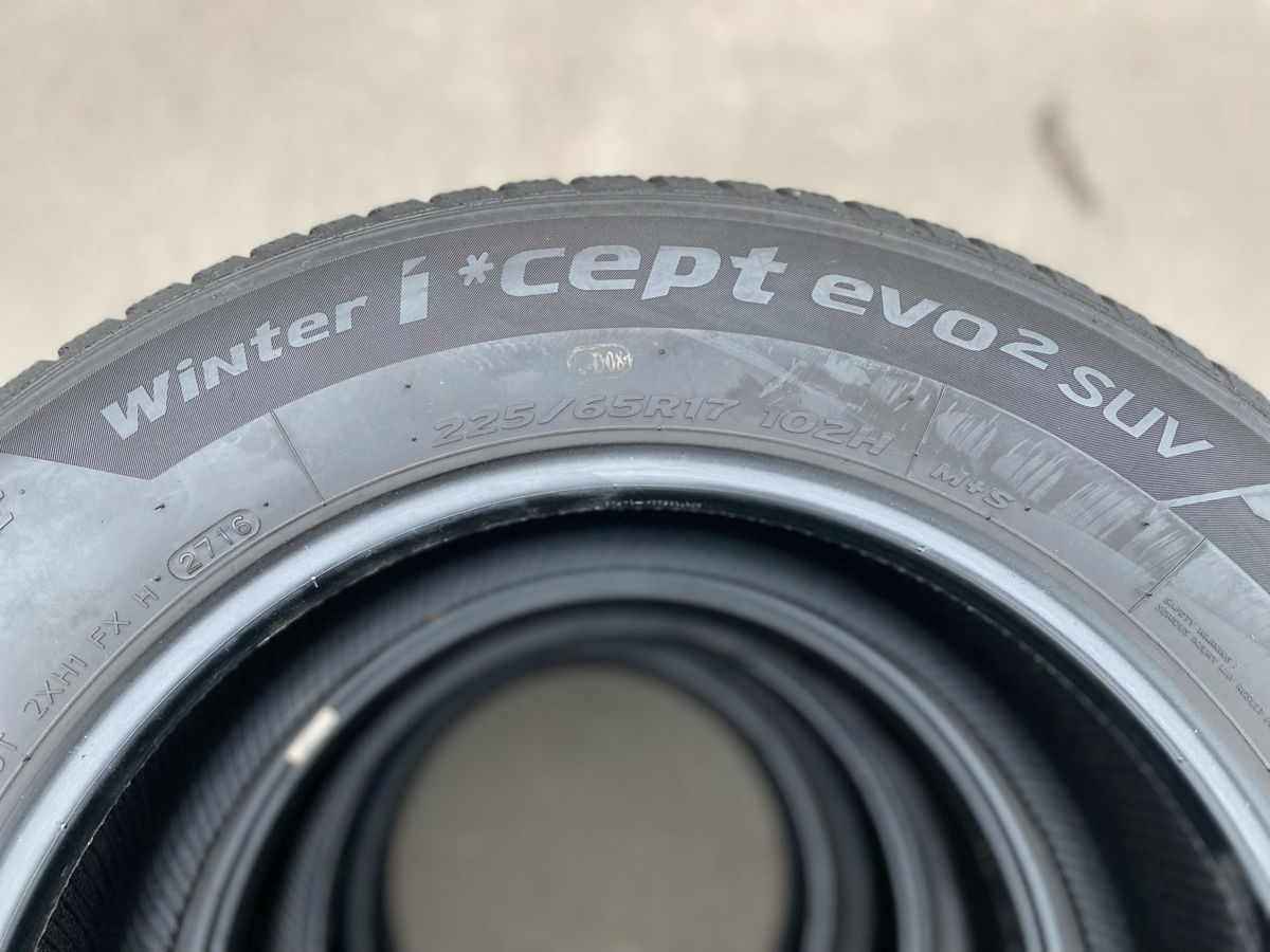 Anvelope SUV 225/65/17 IARNĂ! HANKOOK ! Stare ideală!