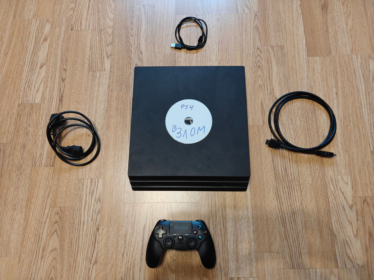 Sony PlayStation 4 Pro . 1000gb (PS4 Pro) + Fifa 19