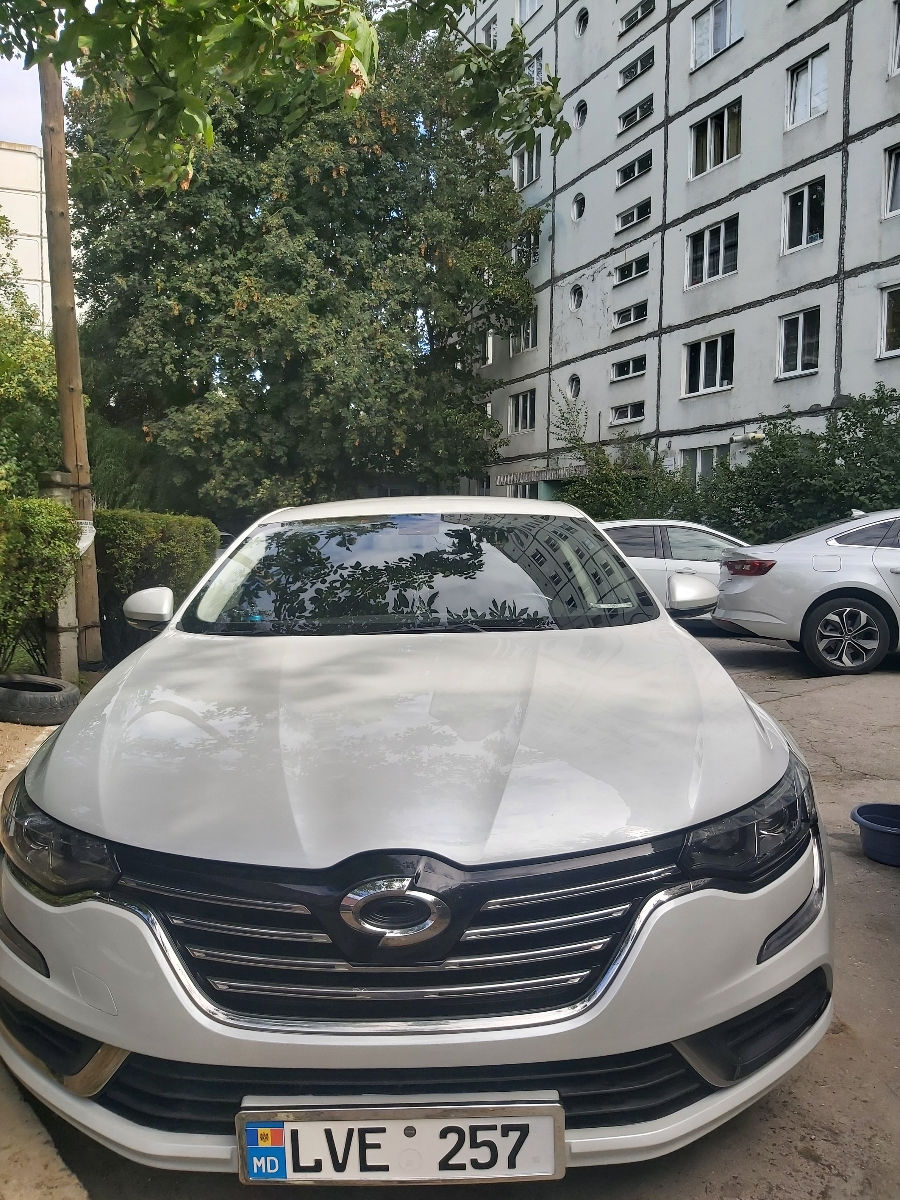 Renault Samsung SM6 2017 г. с пробегом 135000 км, Дизель, 12000