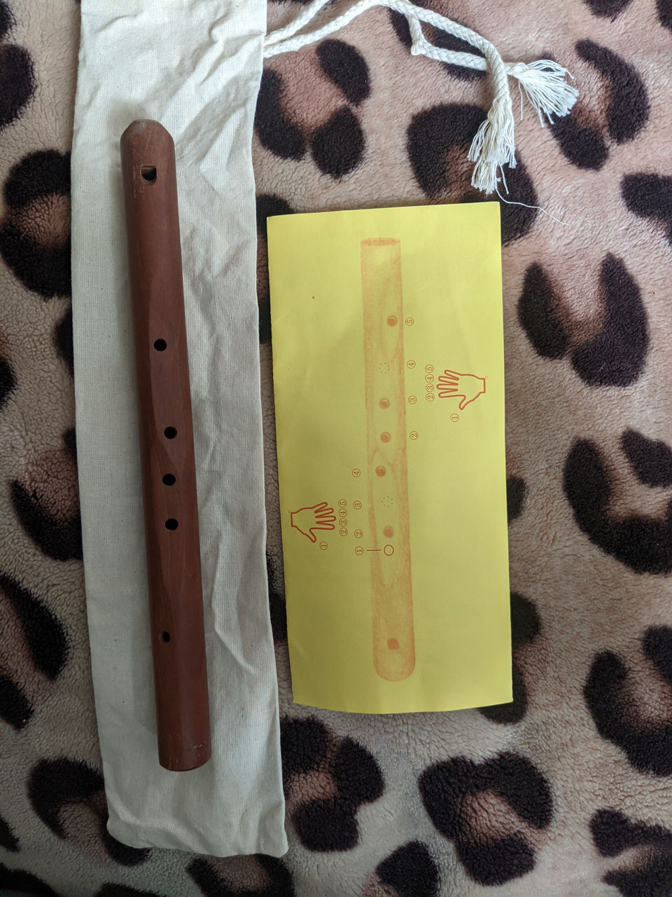 Flaut din lemn adus din Germania