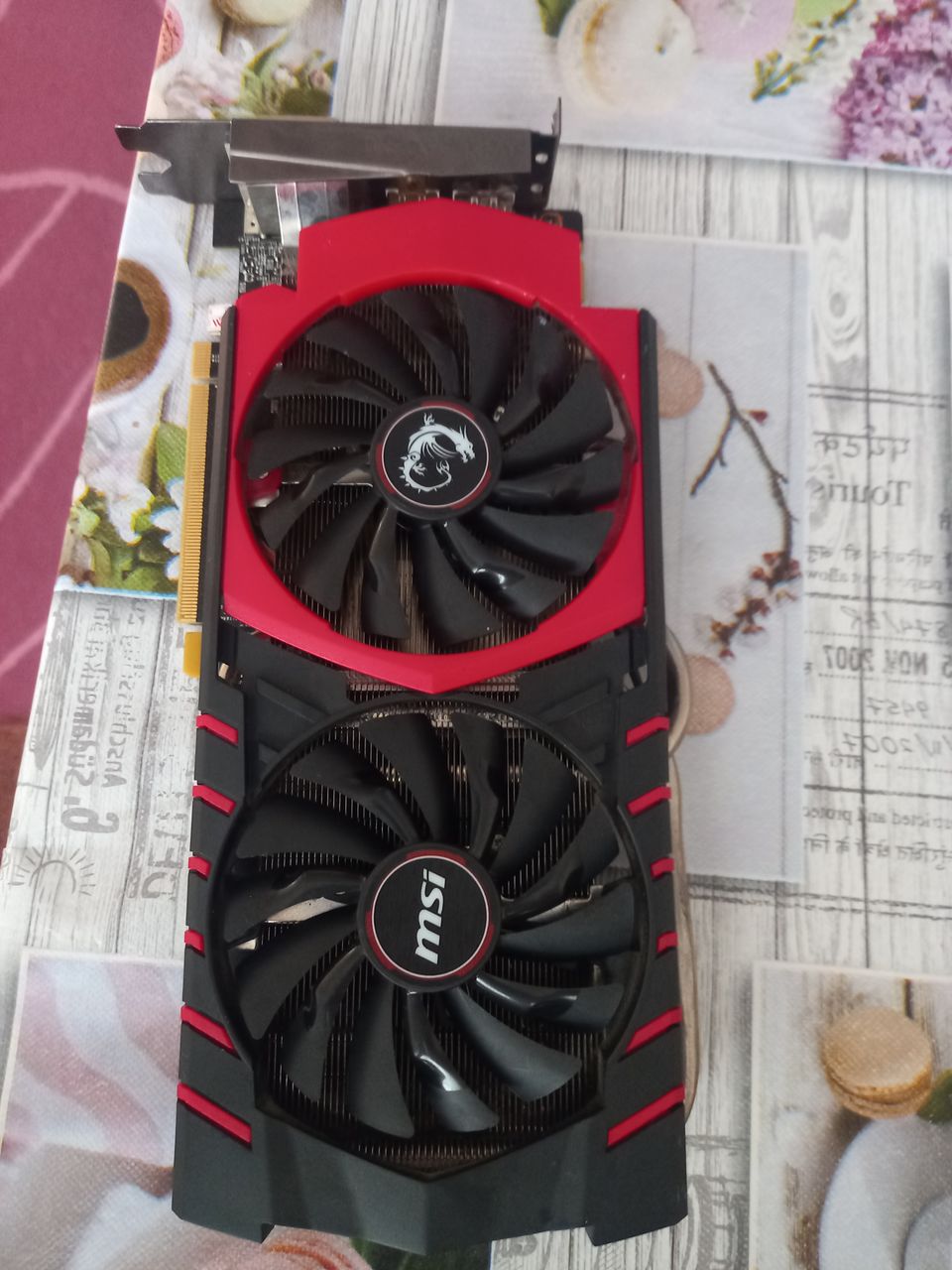 MSI GeForce GTX 970 GAMING 4G