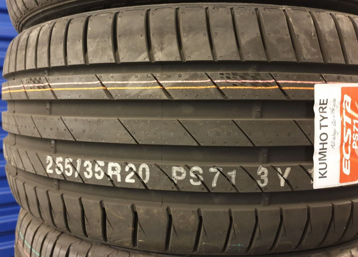255/35 R20 Kumho. Лето. Доставка!