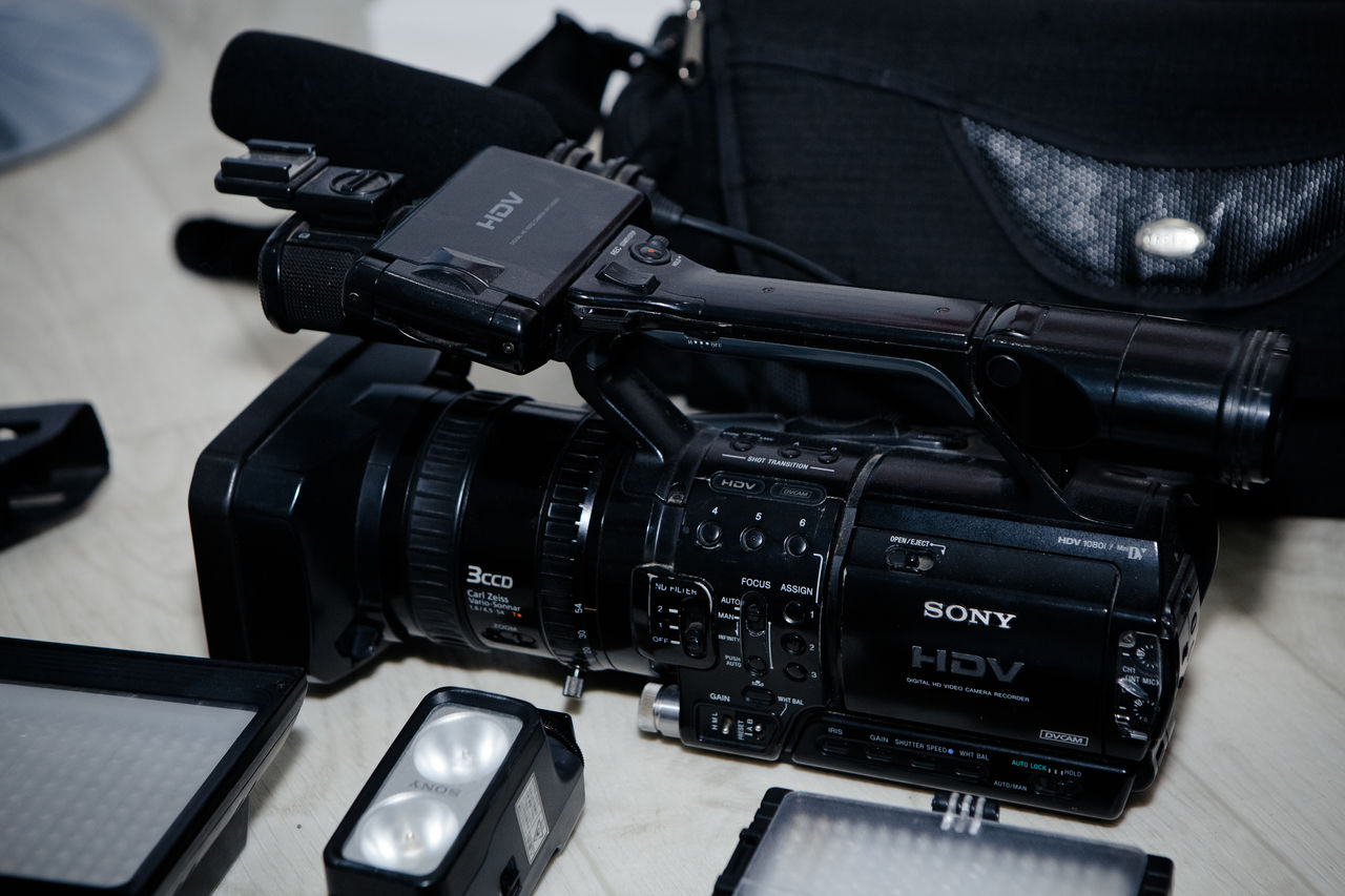 Soni FX 1000- Z1E eftin