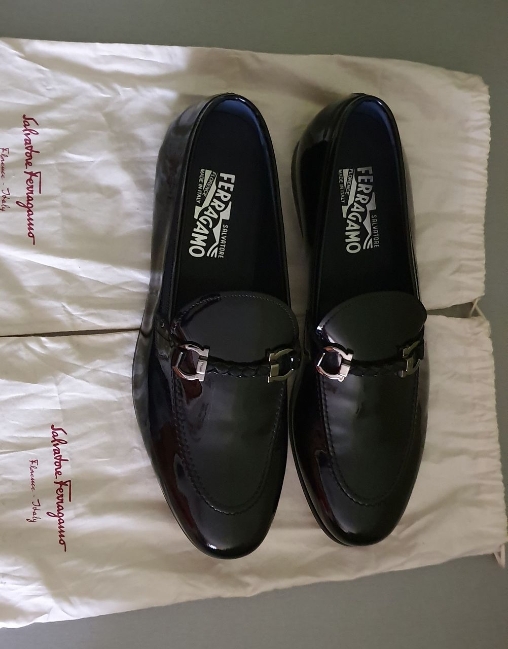 Salvatore Ferragamo și Prada, mărimea 45, Made in Italy, noi