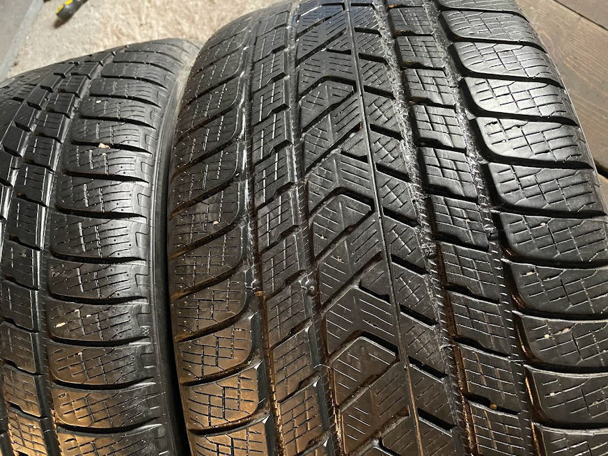 285 40 r20 Pirelli