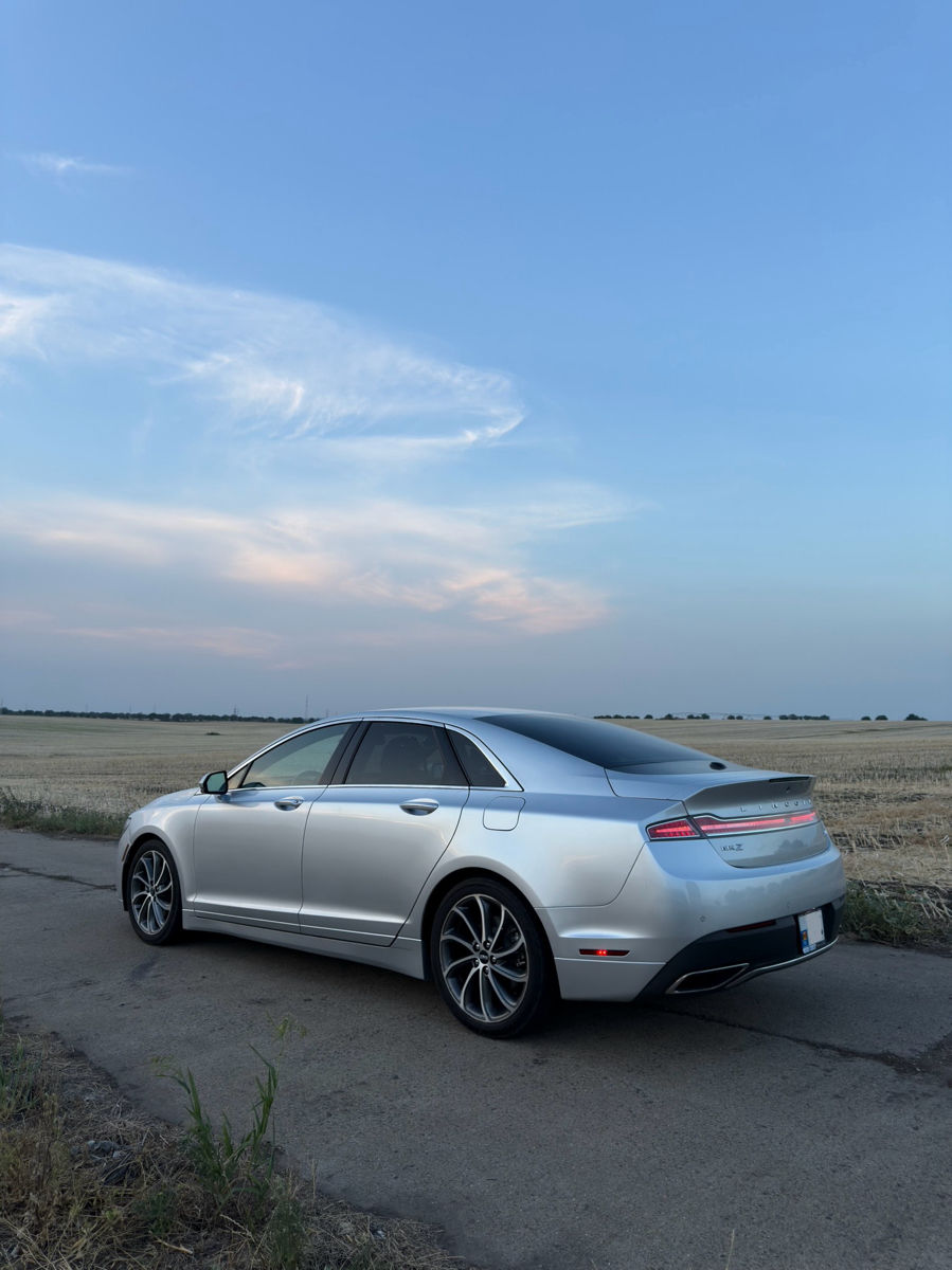 Lincoln MKZ 2018 г. с пробегом 71280 mi, Гибрид, 15700