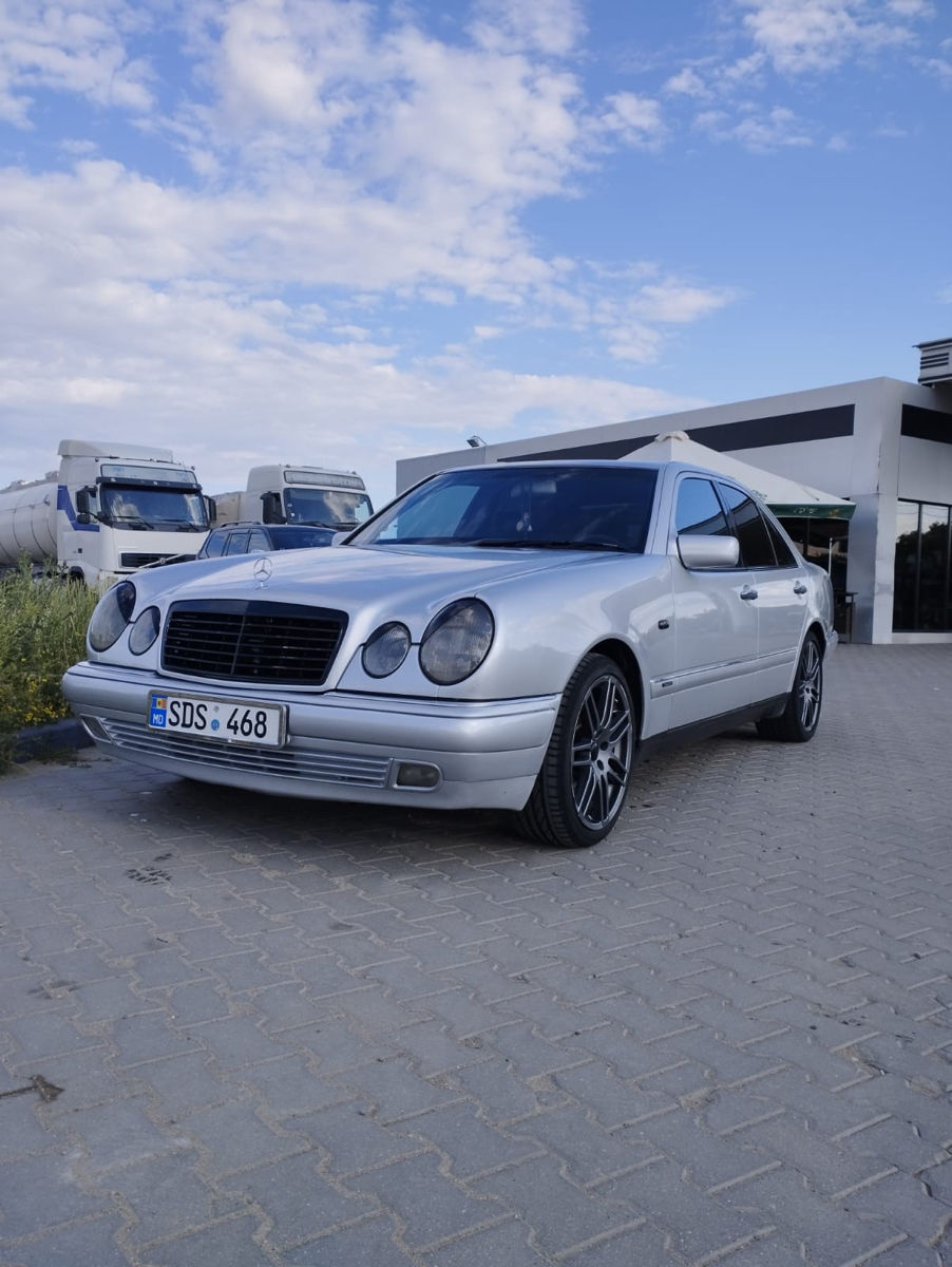 Mercedes E-Class an. 1998 cu rulaj 3 km, Diesel, 4500