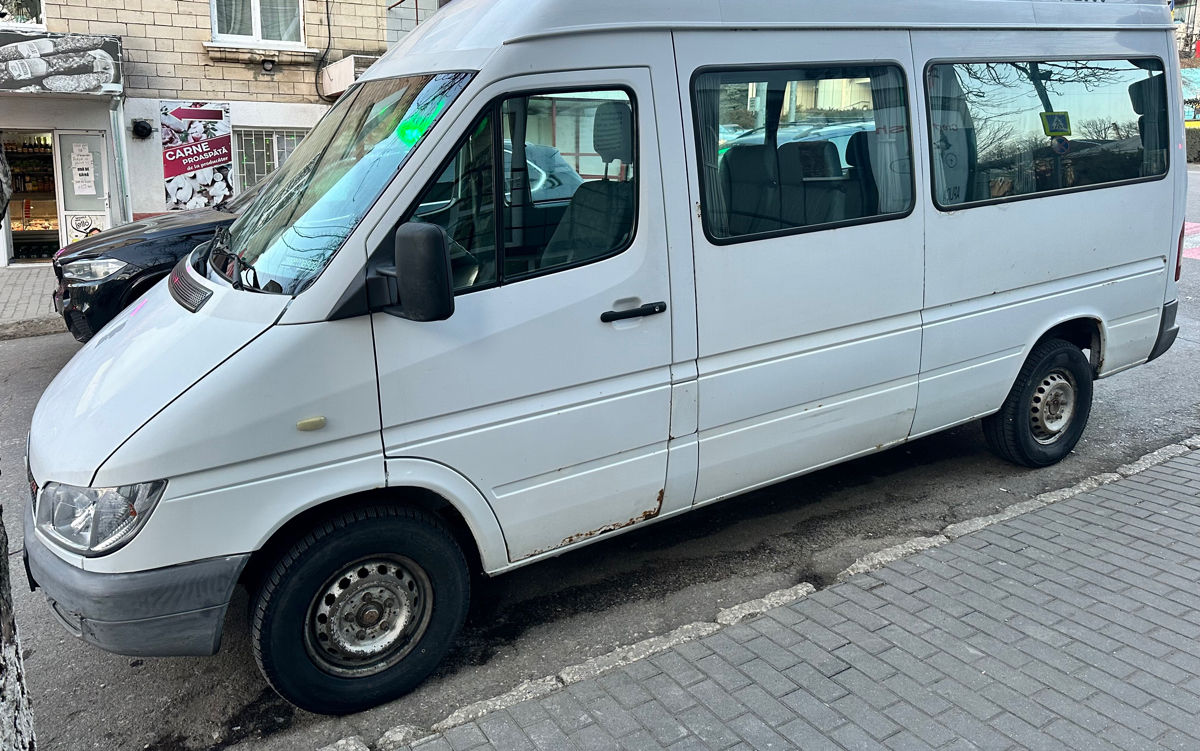 Mercedes Mercedes Sprinter 2.2 9 locuri 2002 г. с пробегом, Дизель, 7100