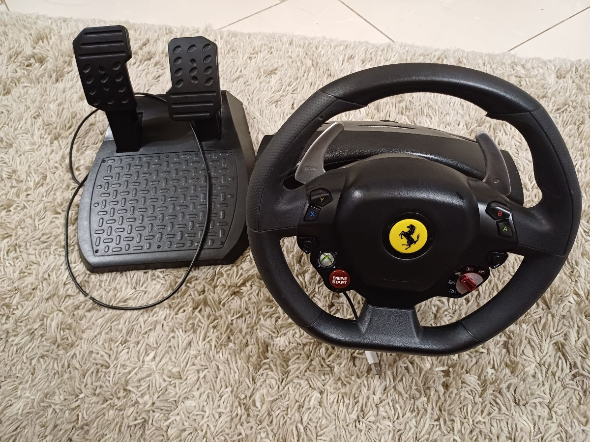 thrustmaster ferrari 458