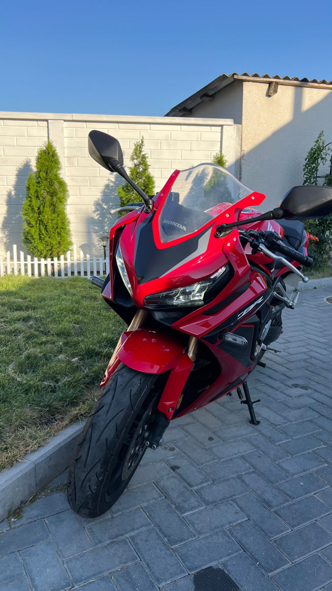 Honda CBR 650 R an. 2022 cu rulaj 9200 km, 7950
