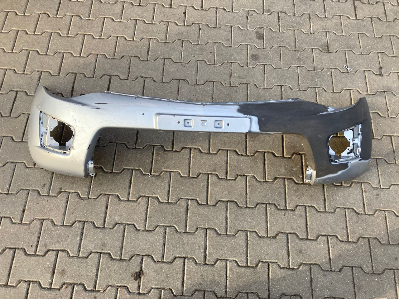 Bamper / Бампер Mitsubishi L200