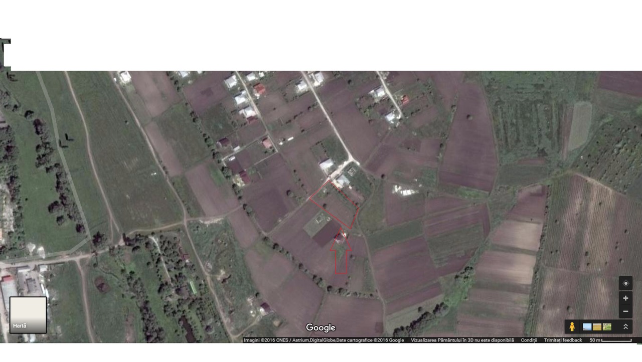 Lot de pamint pentru constructie peresecina