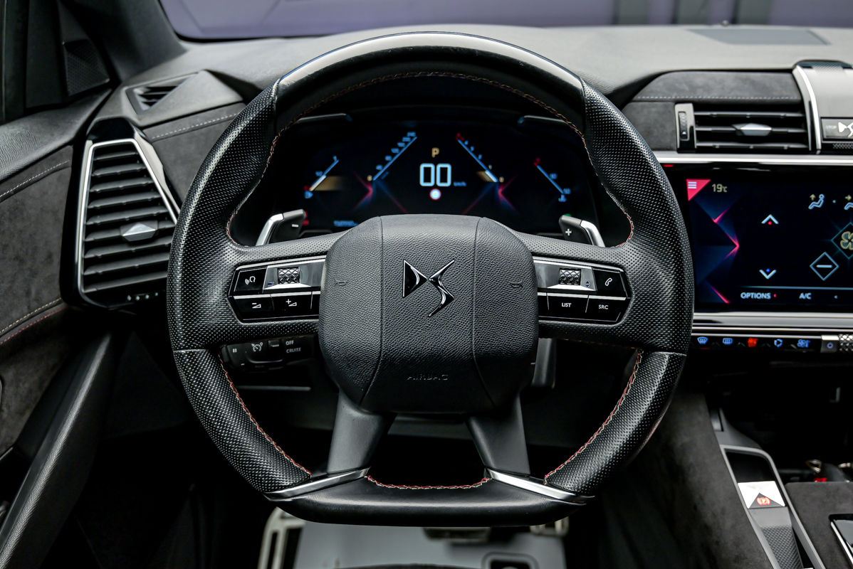DS Automobiles DS 7 Crossback 2019 г. с пробегом 147000 км, Дизель, 18290