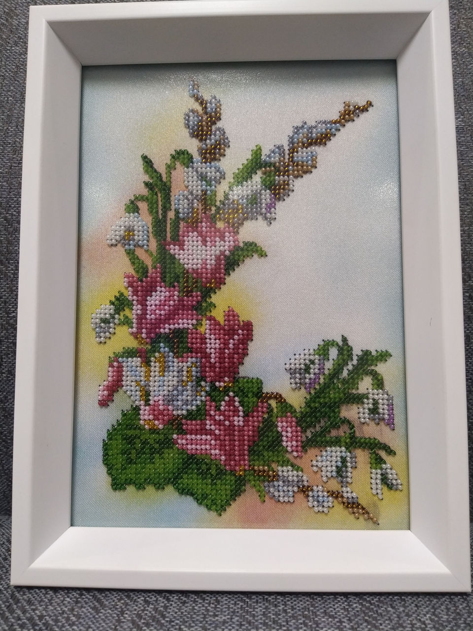 Vând broderii cu biser