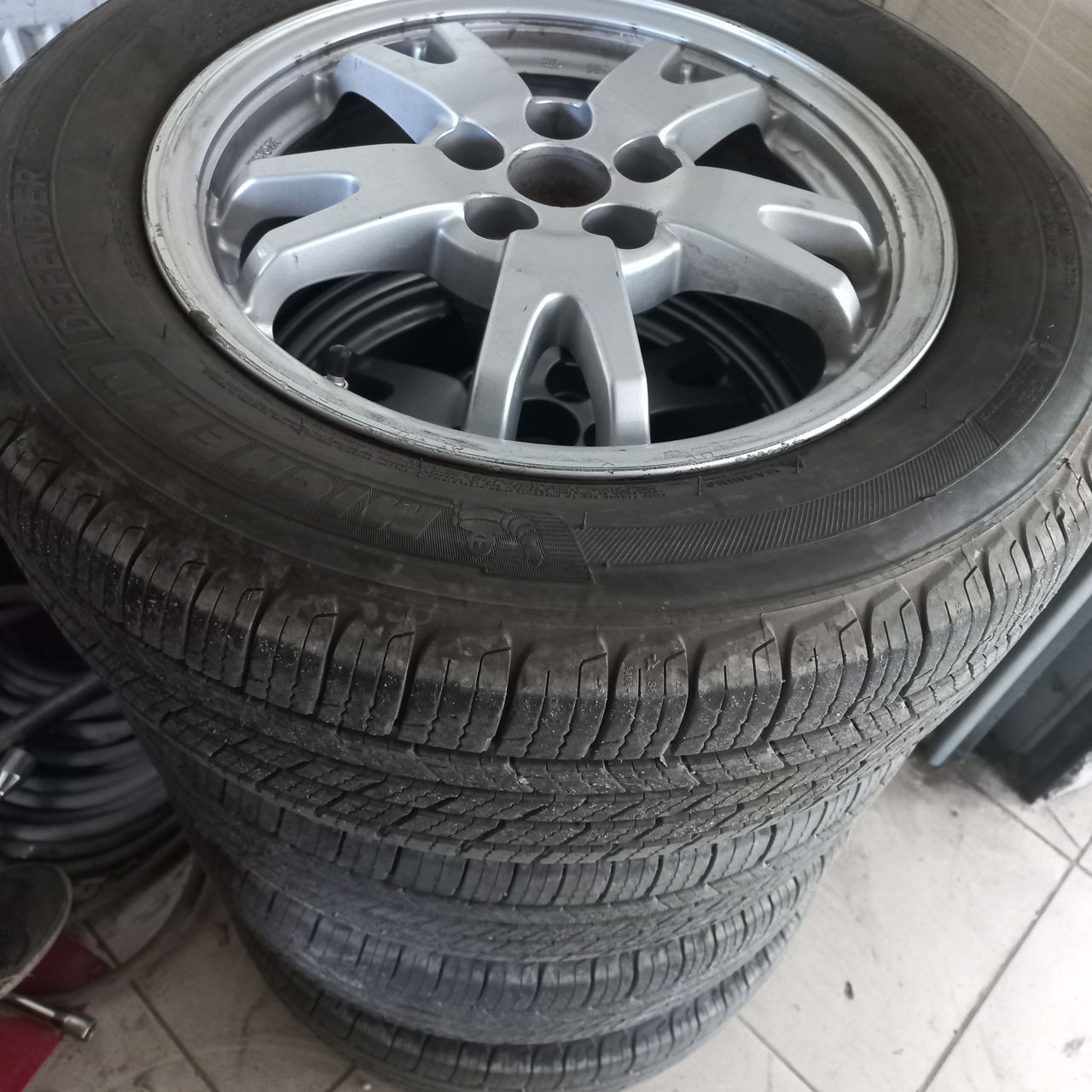 R15 5 100 toyota