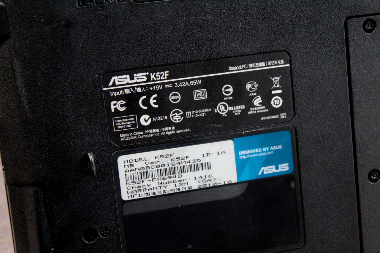 Asus K52F-EX694D 15.6"