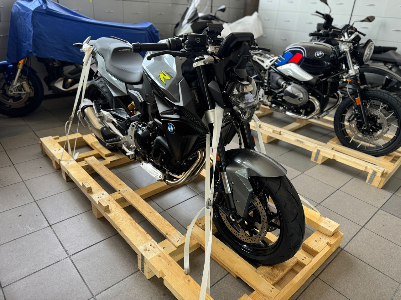 BMW F900r an. 2023 cu rulaj 1700 km, 12400