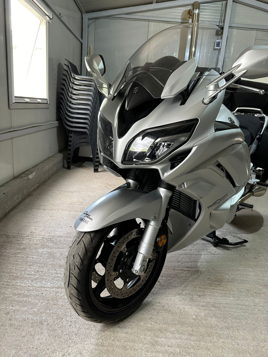 Yamaha FJR1300 an. 2019 cu rulaj 15000 km, 12500