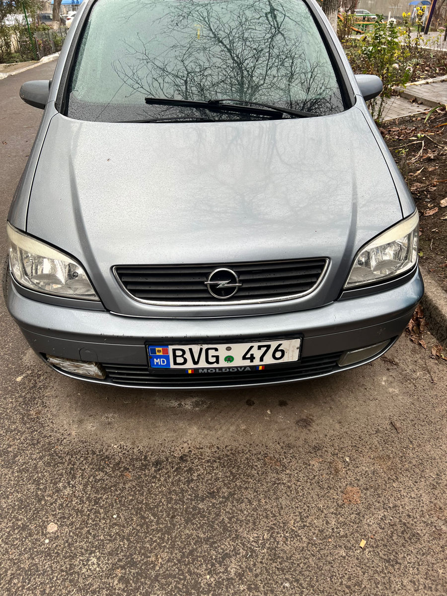Opel Zafira an. 2005 cu rulaj 3080000 km, Gaz / Benzină (propan), 2200