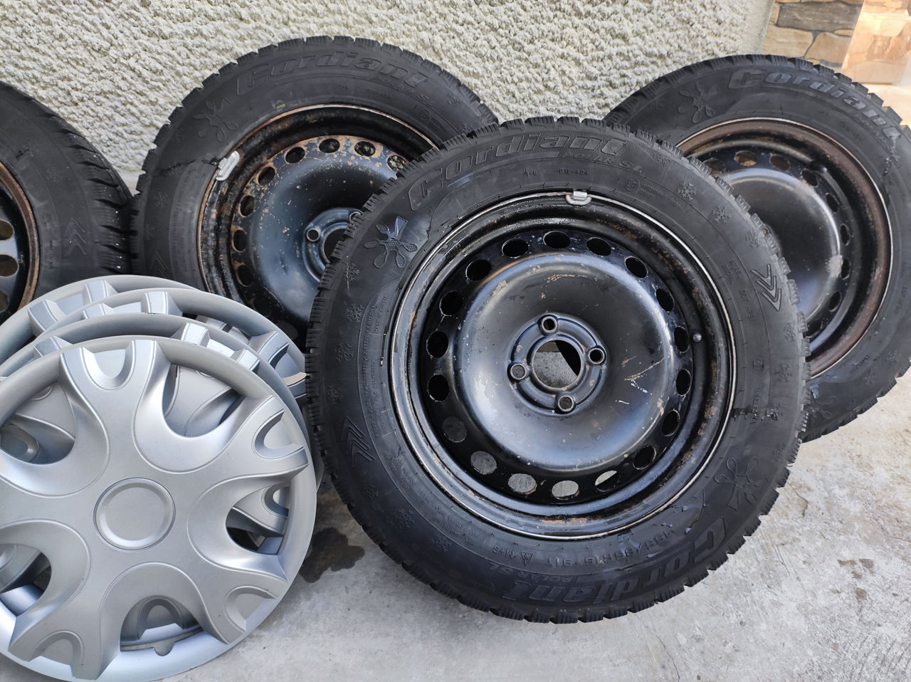 Cauciucuri iarna 195/65 R15 - 4/100