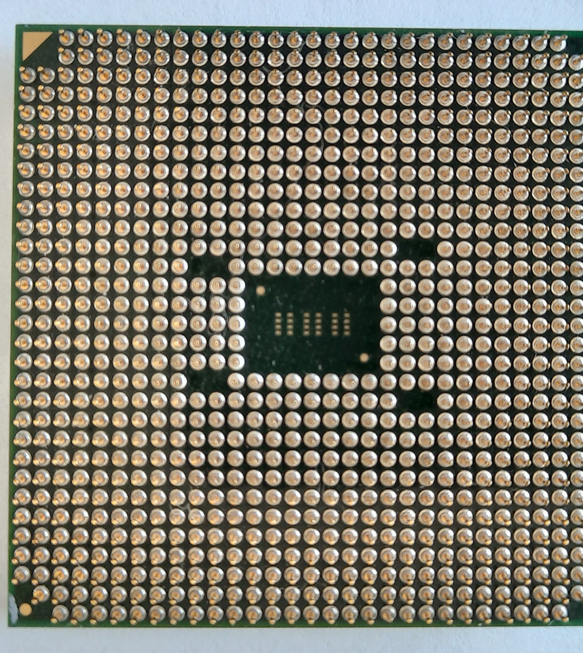 Intel Core i5-4590 : AMD-A4-3400
