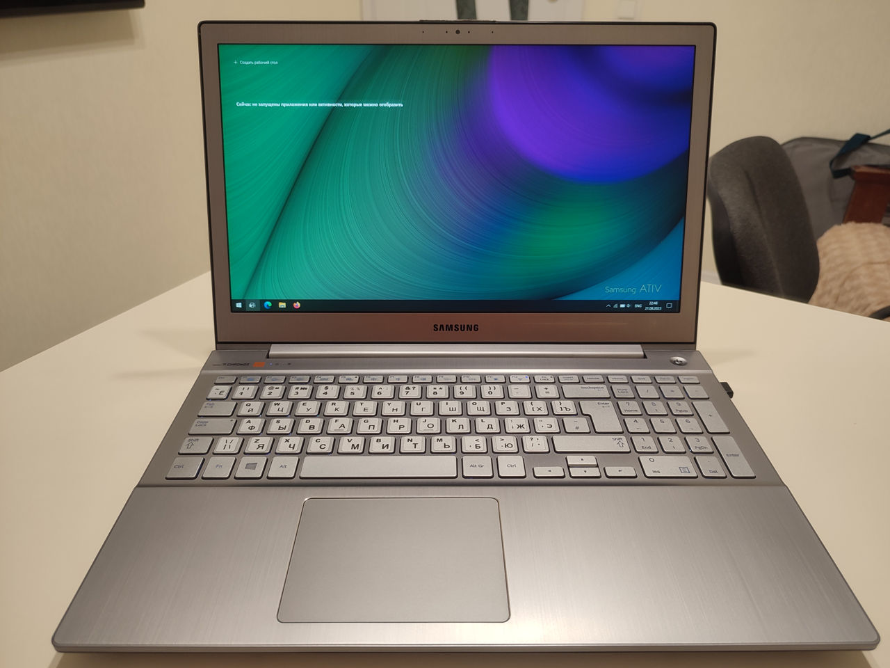 Ноутбук бизнес класса Samsung Series 7 Chronos 780Z5E