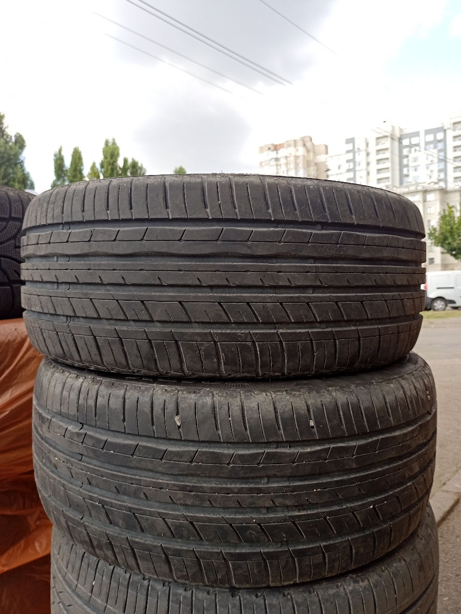 R18 225/40 Rodax 2 buc 90%