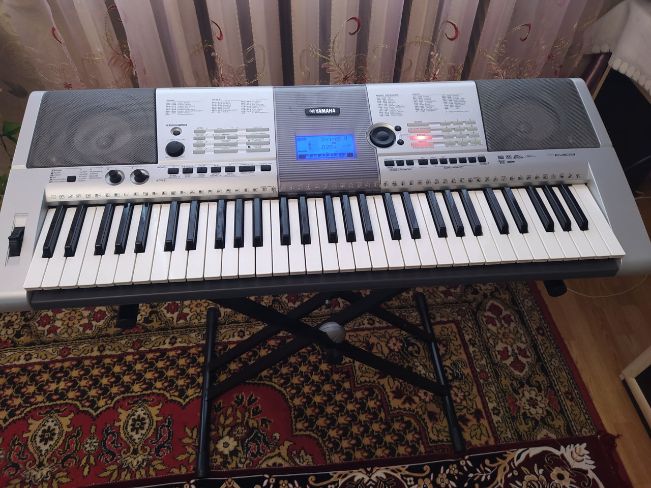 Yamaha PSR E 403