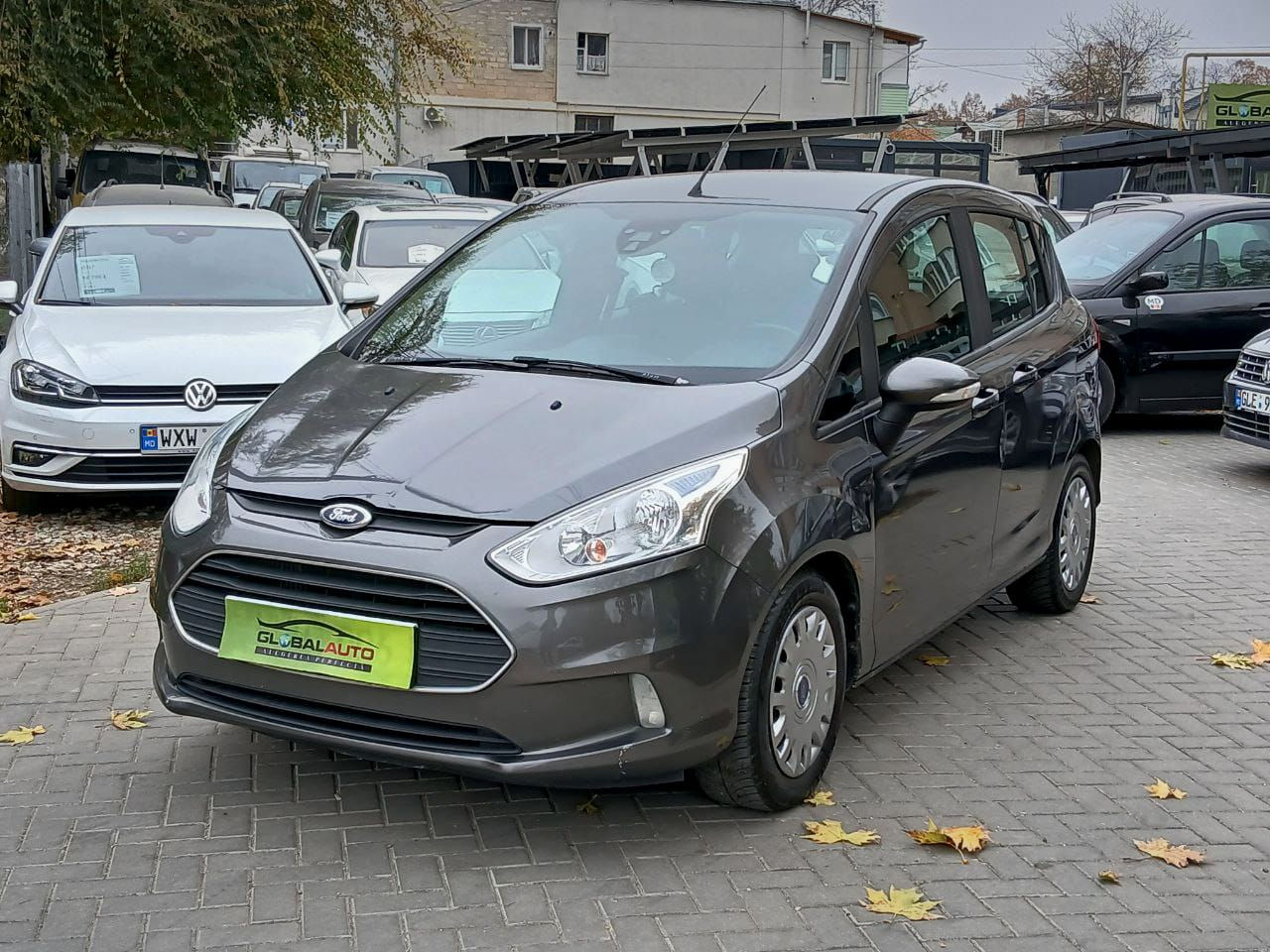 Ford B-Max 2016 г. с пробегом 142000 км, Бензин, 6599