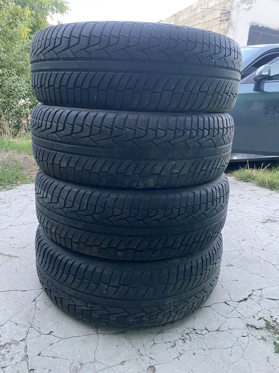 225/65 R17