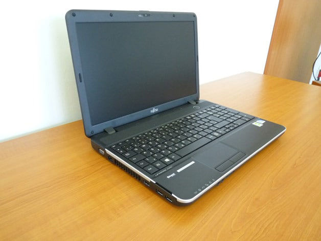 Fujitsu Lifebook 15,6/ Celeron 1005m processor - 2.0ггц, 4 гб ram,500 ...