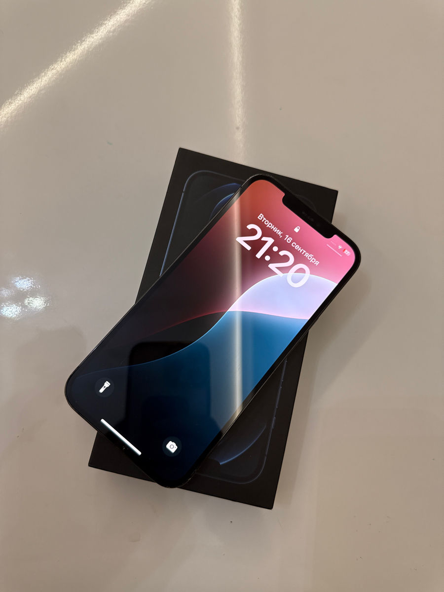 iPhone 12 promax, 256 gb, stare foarte buna, cutie, cablu