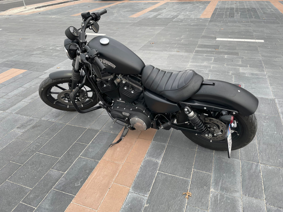 Harley - Davidson Iron 883