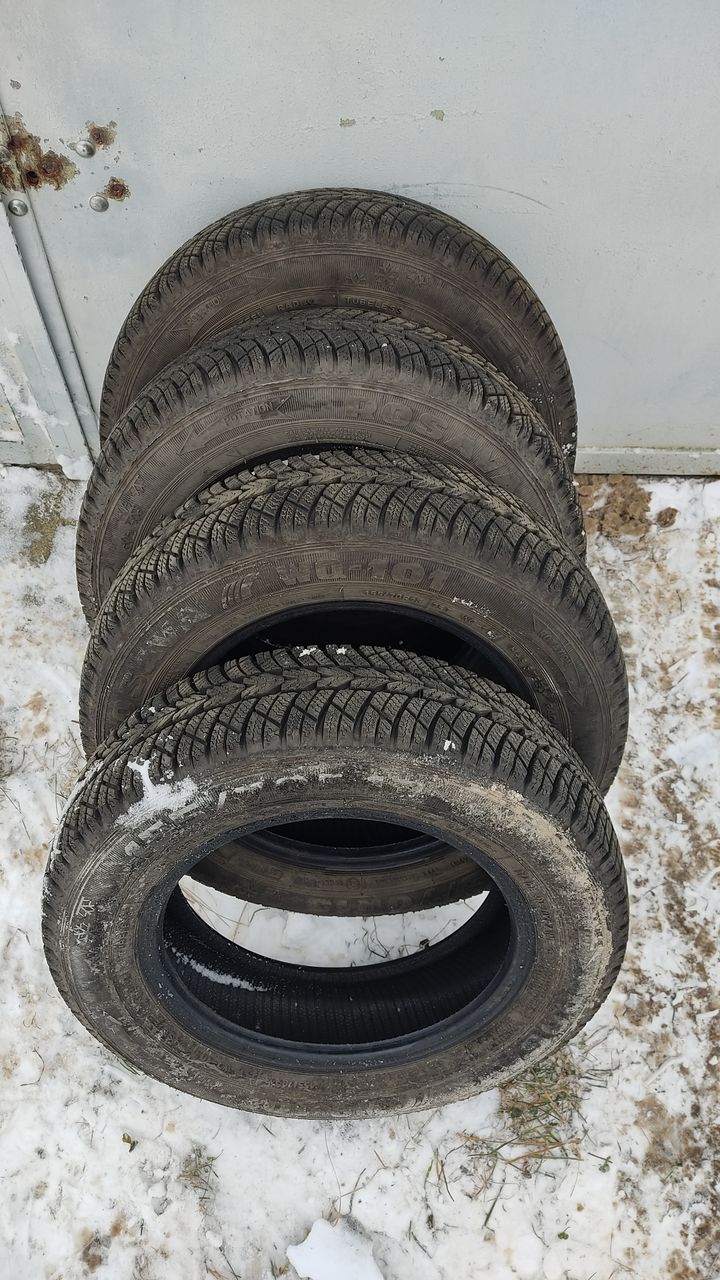 Anvelope discuri R13 R14 R15