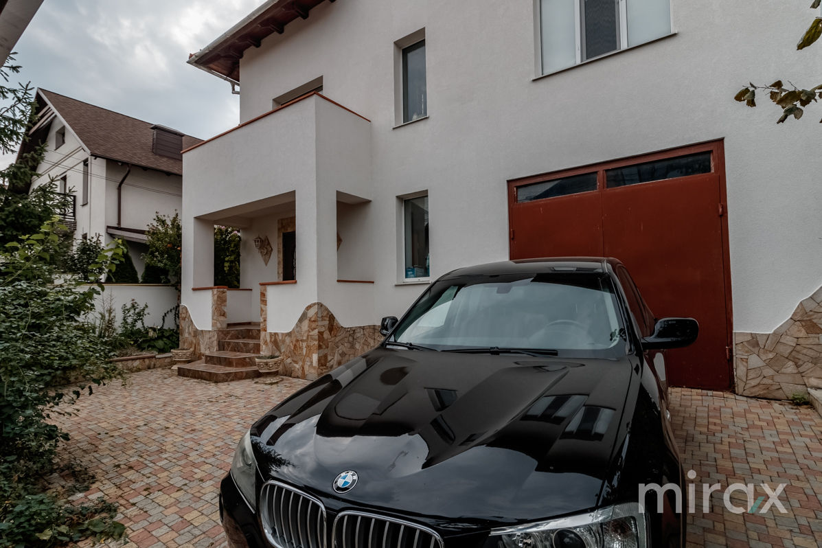 Se vinde casă în 4 nivele, str. Alexandr Orlov!