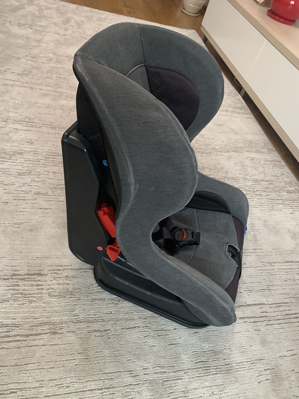Scaunel auto 0-18 kg