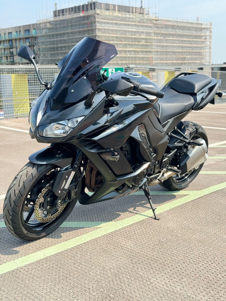 Kawasaki Z1000sx