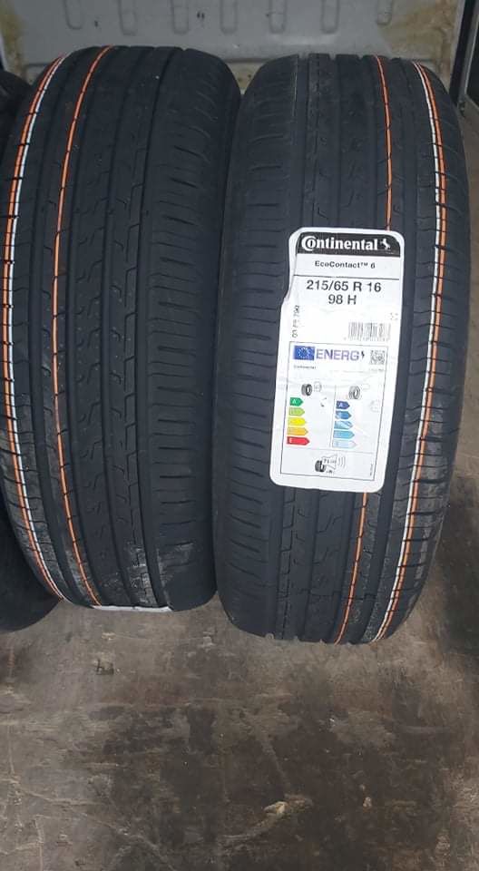 215/65 R16 Continental