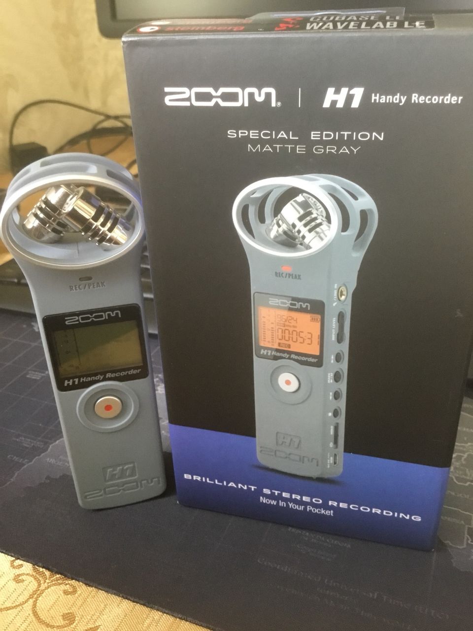 Zoom H1