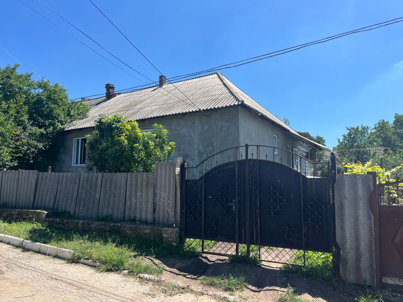 Casă la Pelivan 4 sote,r-l Orhei.