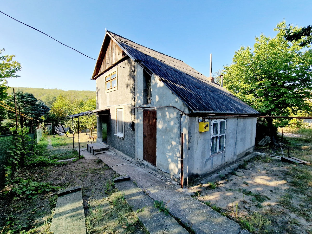 Se vinde vila în com. Stauceni