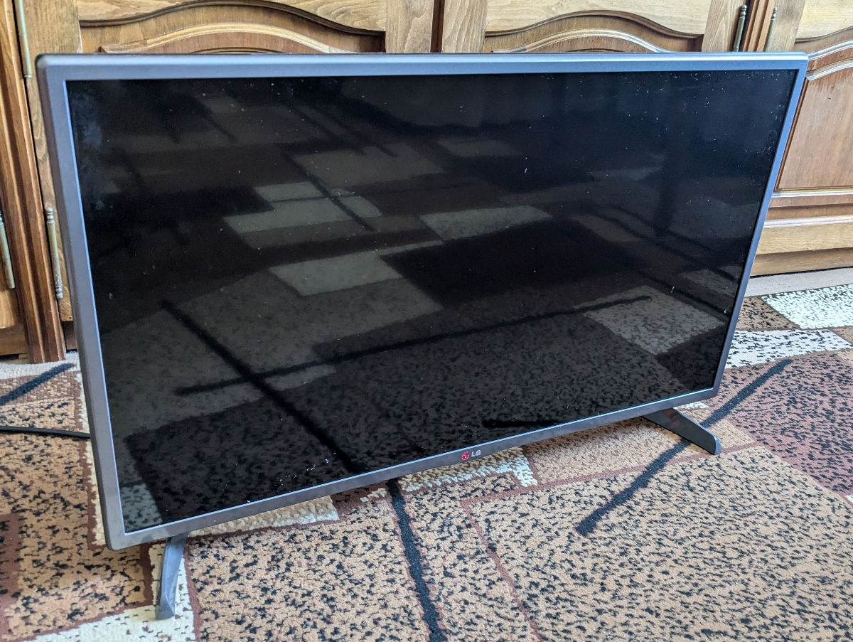 Телевизор LG 32 дюйма